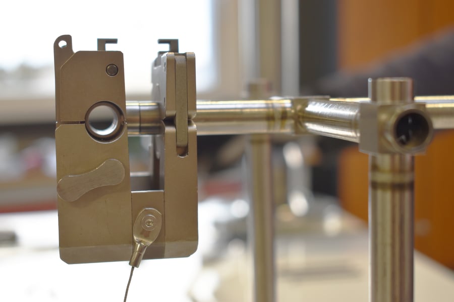 How to weld small tubes and microfit fittings with precision